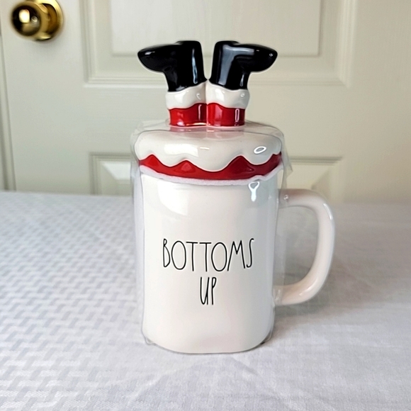 Rae Dunn | Kitchen | Rae Dunn Artisan Collection Santa Bottoms Up Mug ...